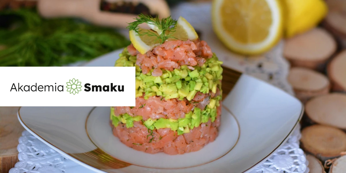 Tatar z wędzonego łososia i awokado - Akademia Smaku